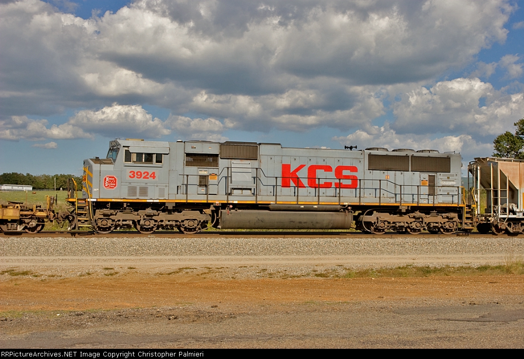 KCS 3924 - Mid Train DPU on KCS M-KCSH-29